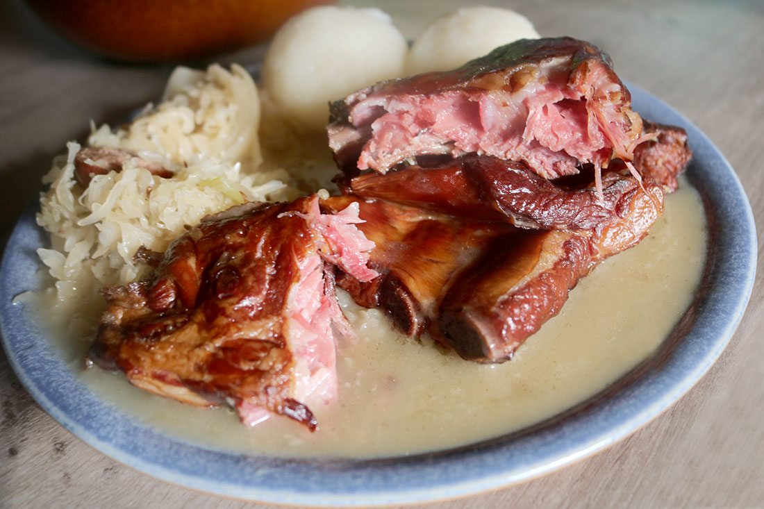 Kasslerrippchen kochen Omas DDR Rezept Sauerkraut